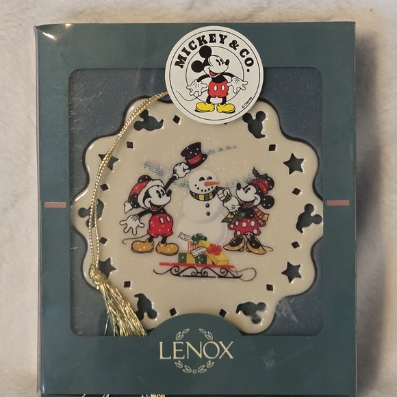Lenox | Holiday | Vintage 998 Lenox Disney Mickey And Minnie Snowman ...